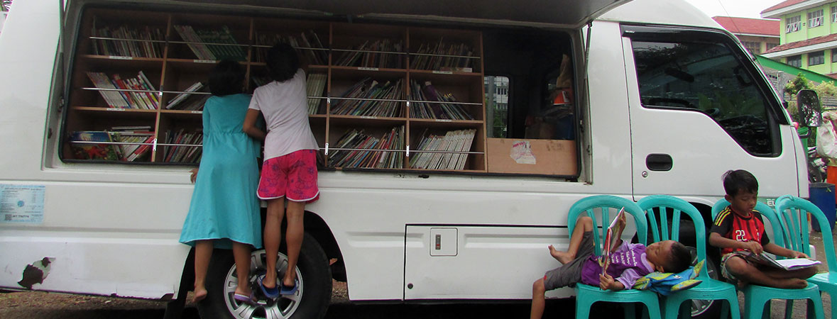 Mobile Library as Children’s Best Friend | World Vision International