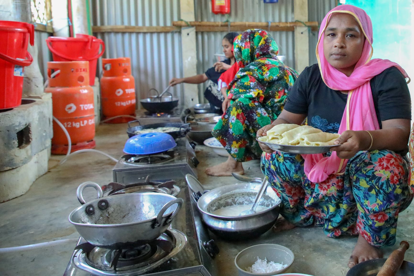 World Vision community kitchens are the “heart of the home” for refugee ...