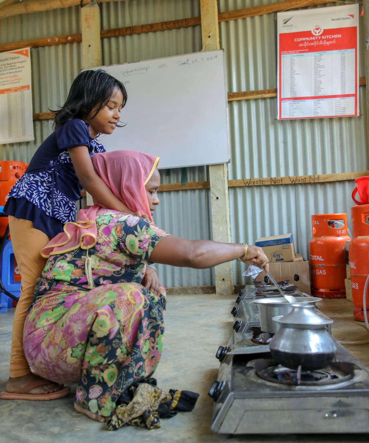 World Vision community kitchens are the “heart of the home” for refugee ...