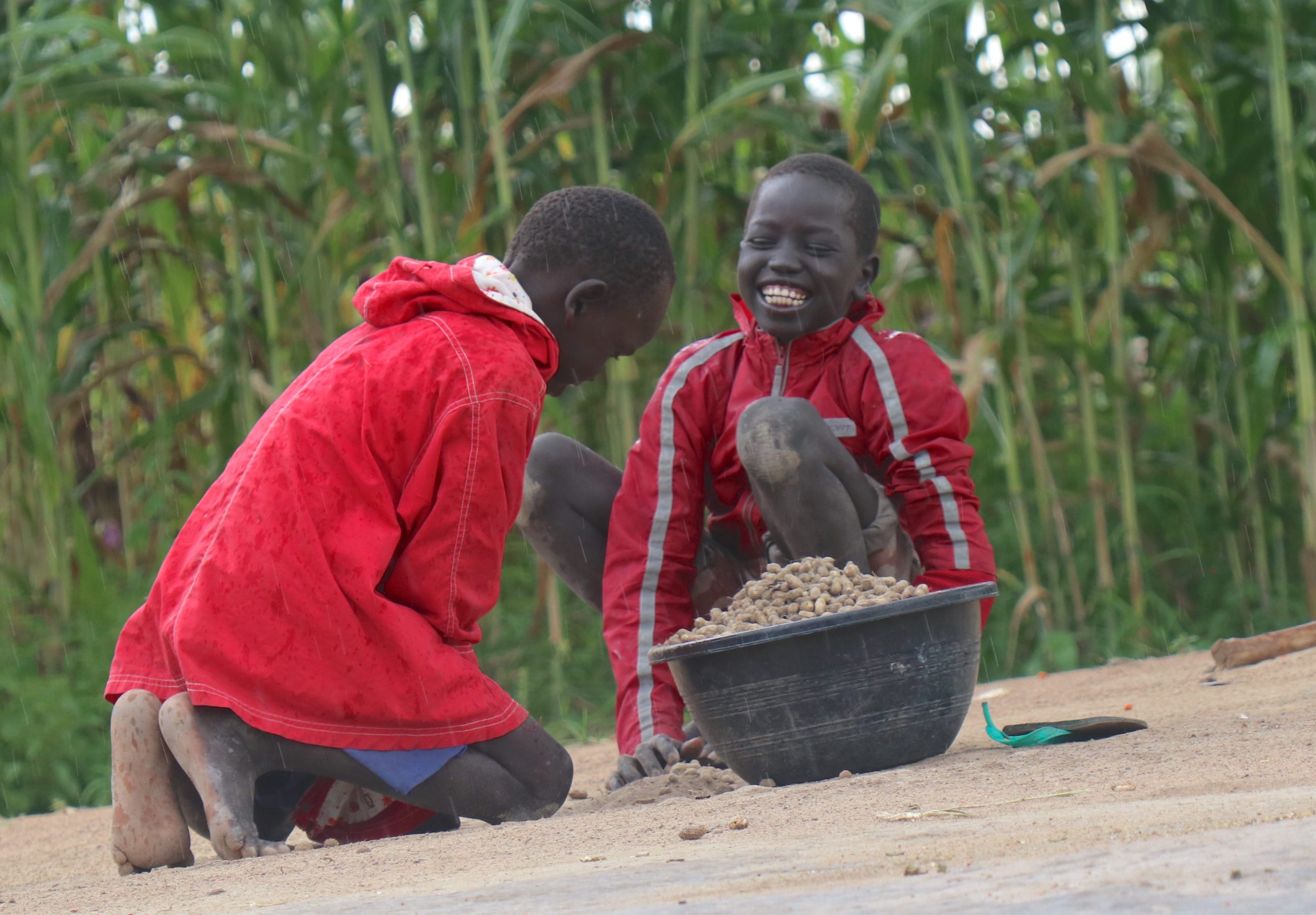 Fighting hunger with climate-smart farming methods in South Sudan | South Sudan | World Vision ...