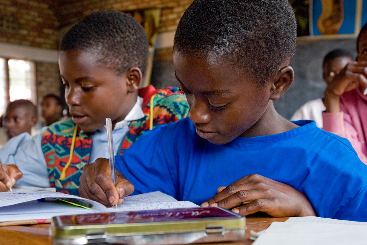 Refugee Teachers: An Overlooked Resource for Peace | Education | World ...