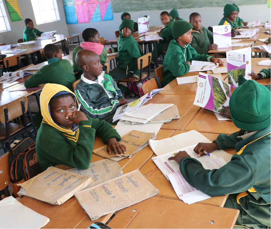 Donation of Textbooks Boosts Learning at Zhaugwe Primary School ...