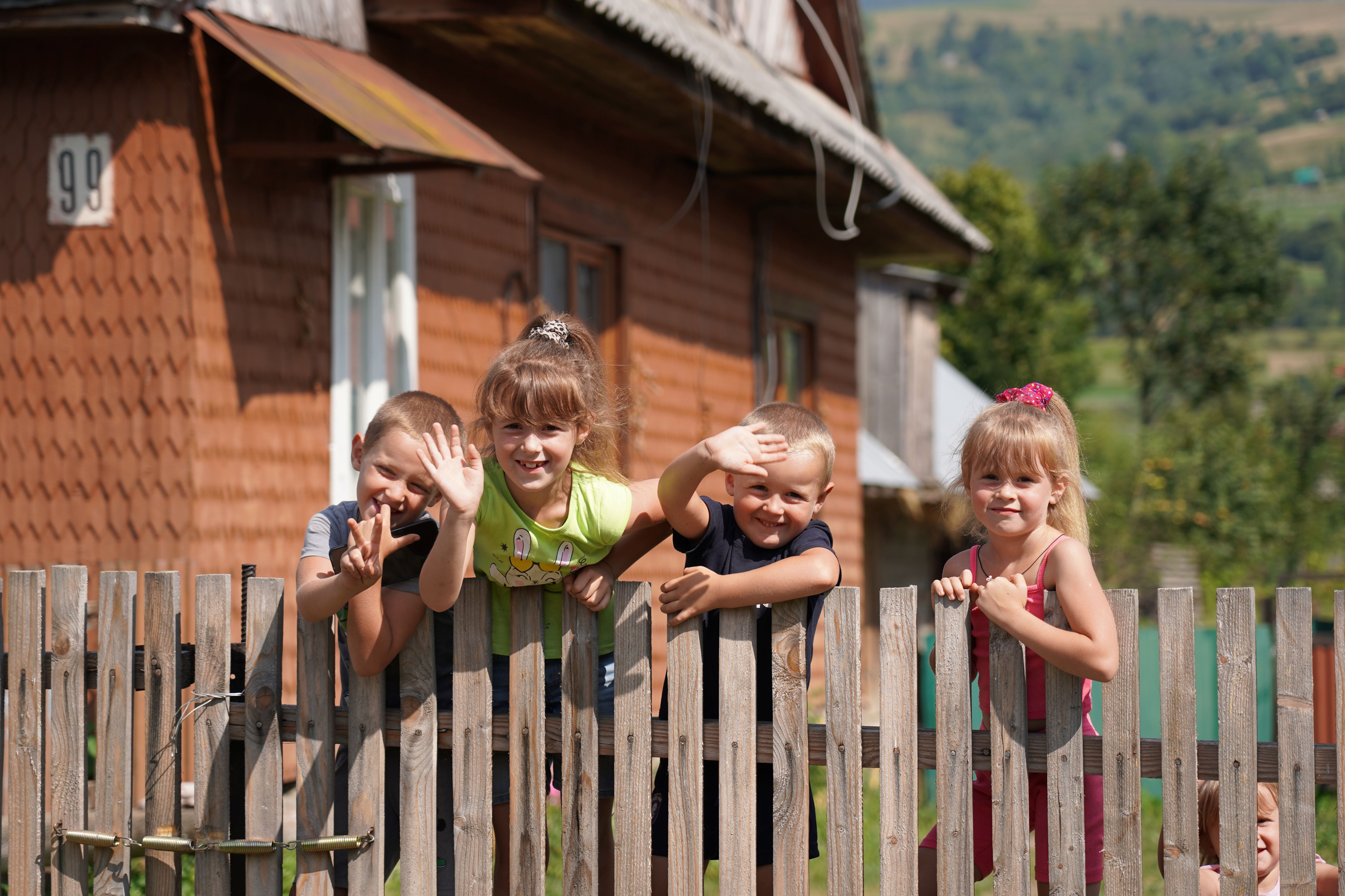 How World Vision's cash program gave hope to a family of twelve in ...