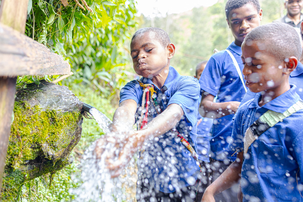 Nipa Kutubu’s Journey Toward a Better Future | Papua New Guinea | World ...