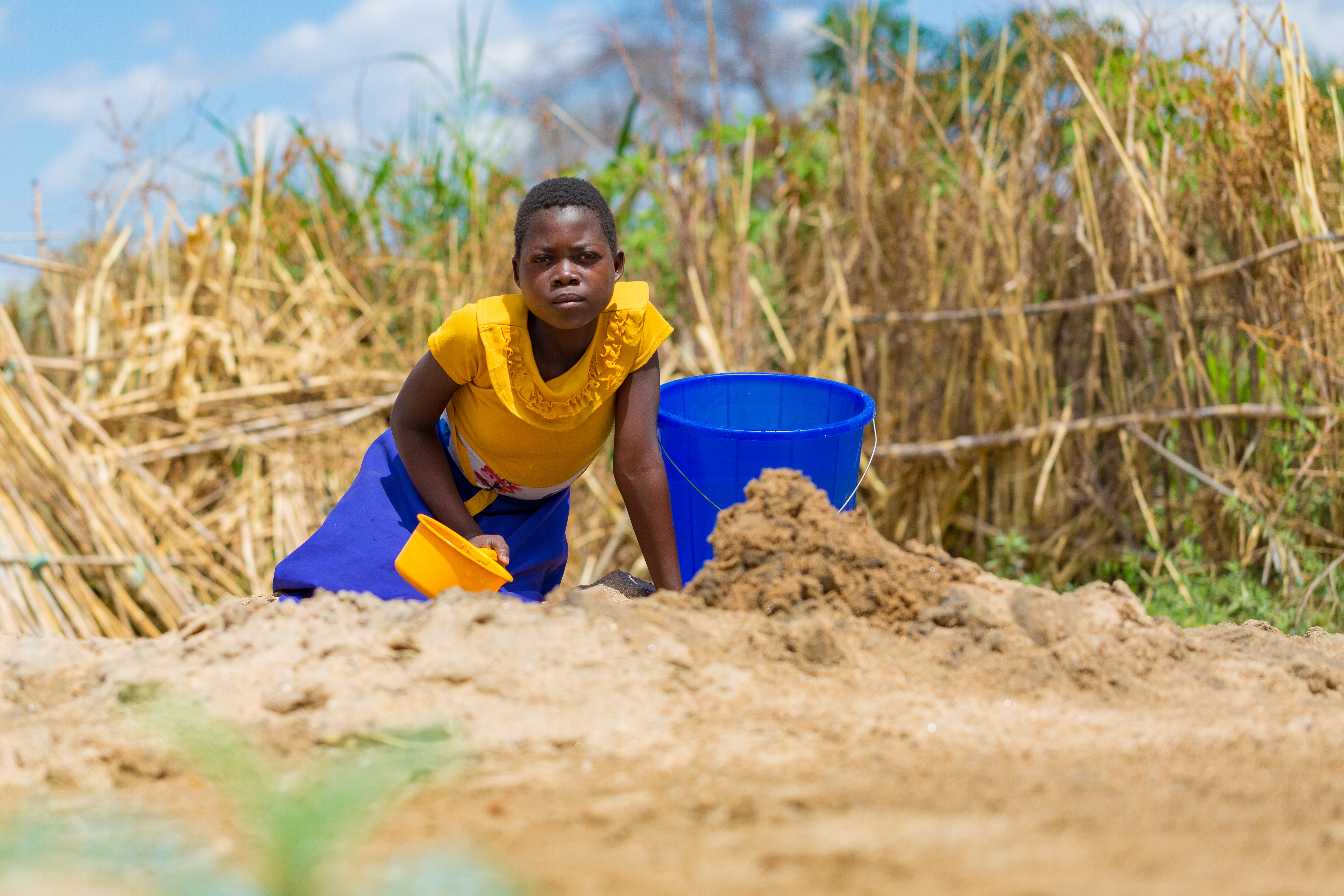 Walking for Water: Chifundo’s Daily Struggle | Malawi | World Vision ...
