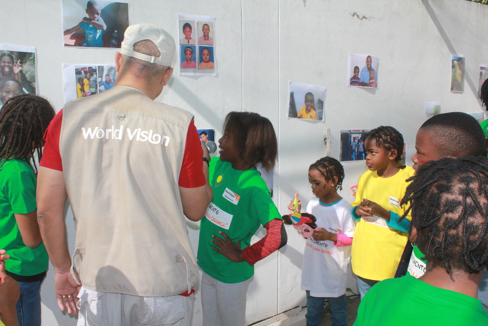 Mozambique launches Movement: from Child to Child | Mozambique | World ...