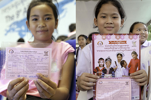 The immunisation card - a lifesaver | Child Health Now | World Vision ...