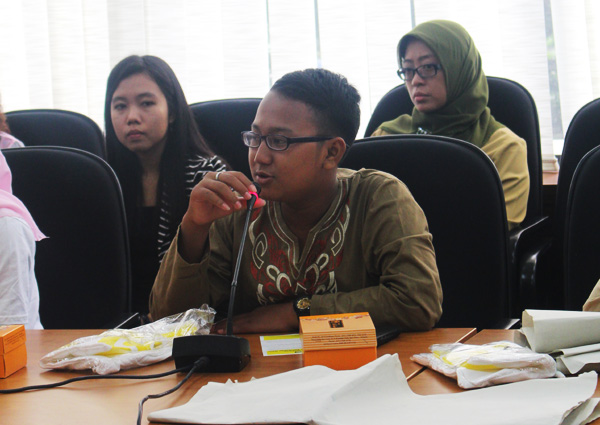 Irvan goes from shy to shining | Indonesia | World Vision International