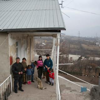 Global financial crisis deprives families of their main source of ...