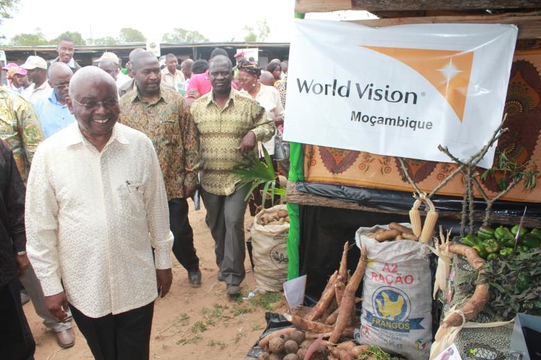 Mozambique's President of the Republic pleased with World Vision's ...