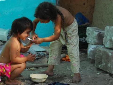 Inside a Roma community... | Romania | World Vision International